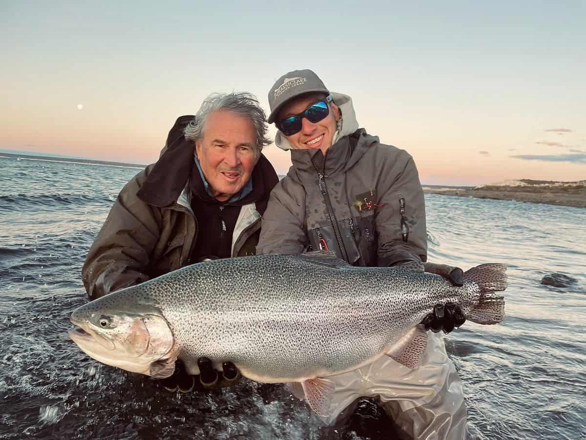 Jurassic Lake Lodge | Lago Strobel | Bucket List Fishing Trips